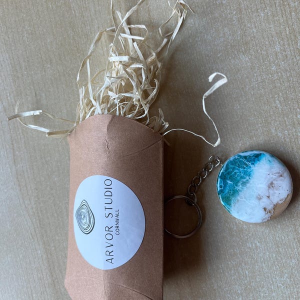 Personalized Ocean Keychain, Custom Resin Keyring, Unique Coastal ...