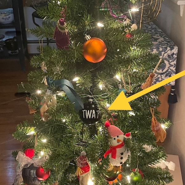 Set of 4 X Christmas Rude Swearing Bauble Rude Funny Baubles Xmas Tree ...