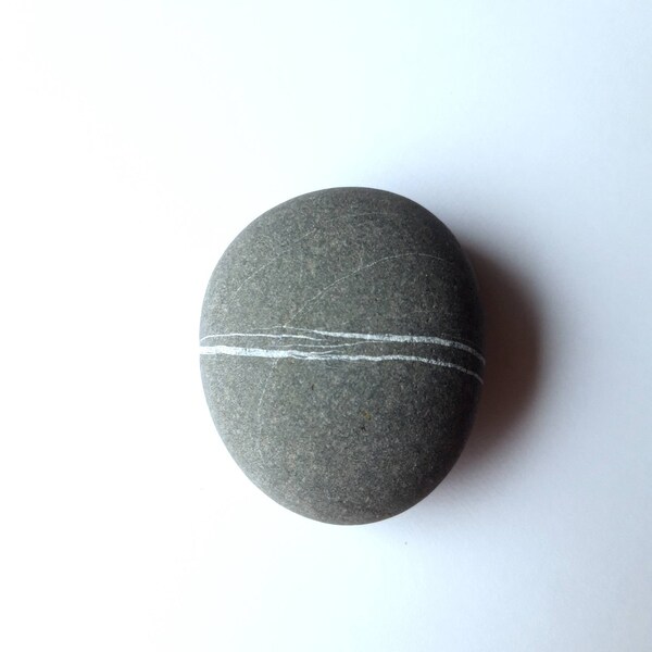 Natural Irish Sea Pebble (hag Stone) ,celtic Hag Stone . Adder Stone ...