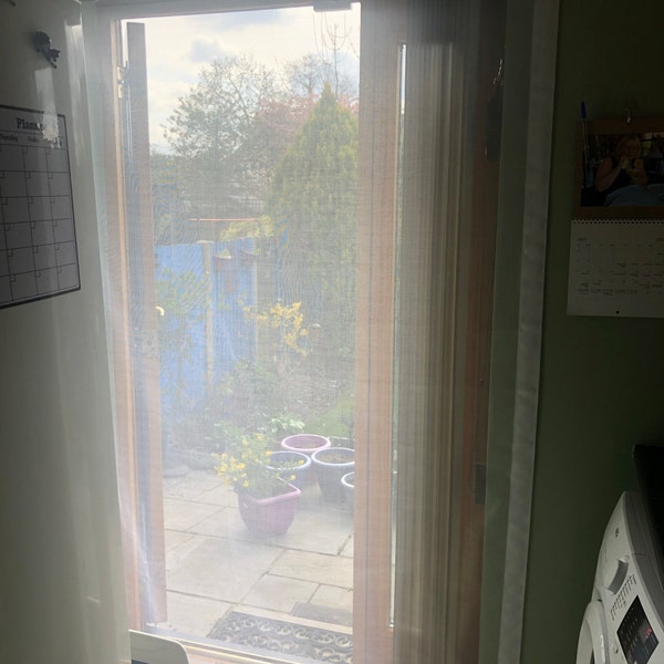 Small Custom Flat Cats Window Screens - Mesh Window Protection for Cats ...