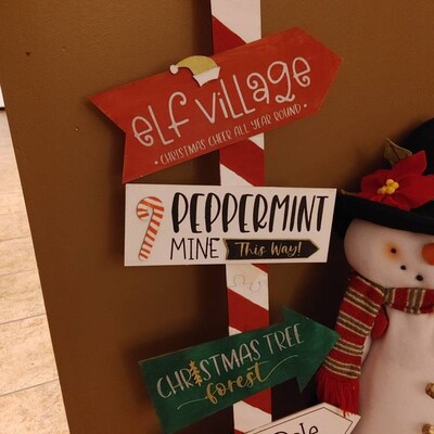 Christmas Directional Signs Set of 4 - Etsy