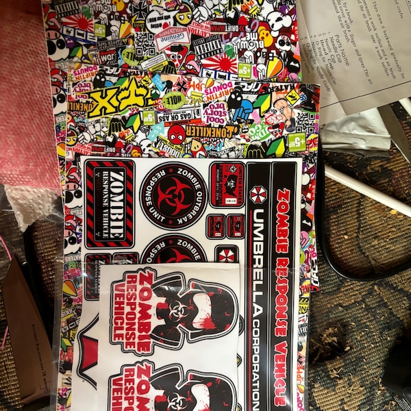 R/C Scale ZOMBIE Decal Stickers Axial SCX10 Wraith Crawler Rock Crawl ...