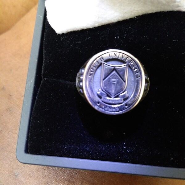 Silver Custom College Class Ring, High School Class Ring, College Ring ...