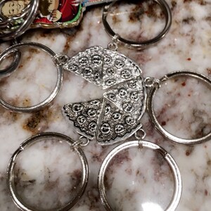 SALE 6 Slice Pizza Keychain Also Sets of 7 8 9 10 Pie - Etsy