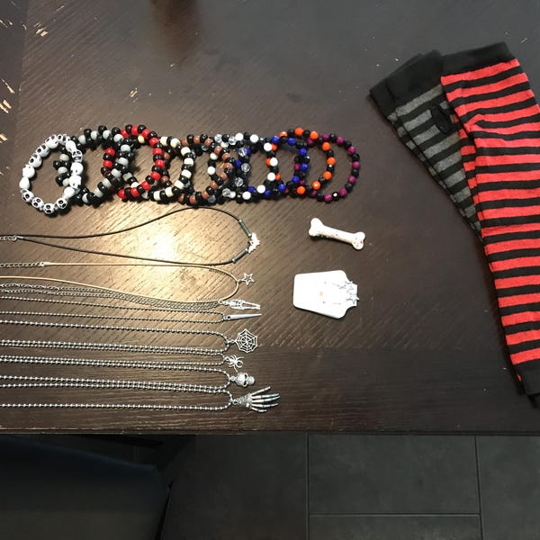 Alt Accessories Bundle - Etsy Canada