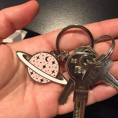 Pink Planet Keychain Hard Enamel Keychain Space Saturn Planet With ...
