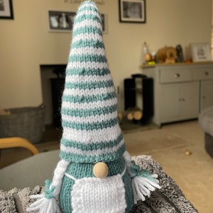 Knitting Pattern. PDF Digital Download. Santa Claus Shelf - Etsy