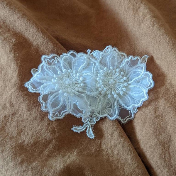 Boho Bustle Pin, Train Pin, Wedding Dress Pin, Wedding Train Brooch - Etsy