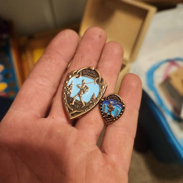 Large Norwegian Foot March Badge - Etsy