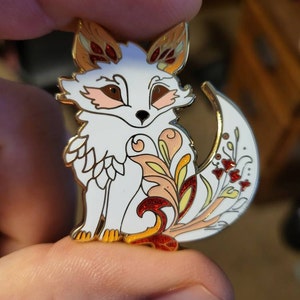 White Lotus Flower Enamel Lapel Pin - Etsy