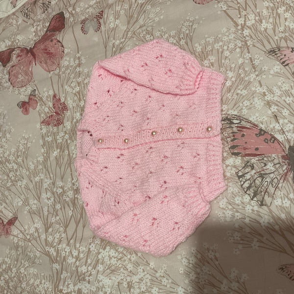 A PDF Rosebud Lace Knitting Pattern in Double Knitting Yarn to Fit 16 ...