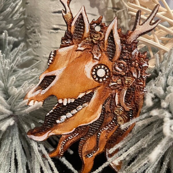 Mari Lwyd Ornament: Hand-stained Baltic Birch Cryptid Christmas - Etsy