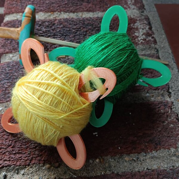 UPDATED Yarn Bobbins, Yarn Winder, Yarn Holder, Rainbow or Multi ...