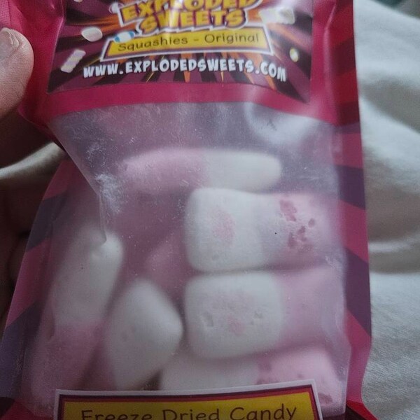 Refreshing Choos Strawberry Exploded Sweets Freeze Dried Candy UK Tasty ...