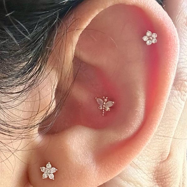 16G Tiny Shell Flower Stud Earring Helix Conch Cartilage Ear Studs ...