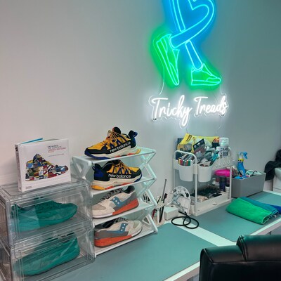 Middle Finger Custom Neon Sign Lights Decor Game Room Wall - Etsy