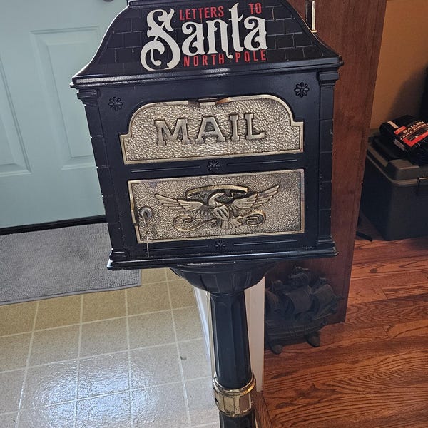 Guitar Pick Holder, Acoustic Guitar Pick Container, Six String Guitar ...