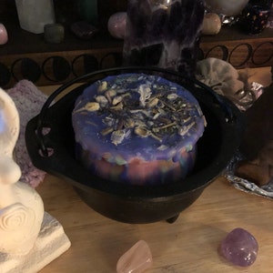 Yule Cauldron Candle / Yule Pillar Candle / Yule Decoration / - Etsy