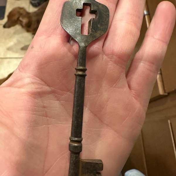 Antiqued Bronze Skeleton Key Pendants, Ornate Key, Antique Key, Cross ...