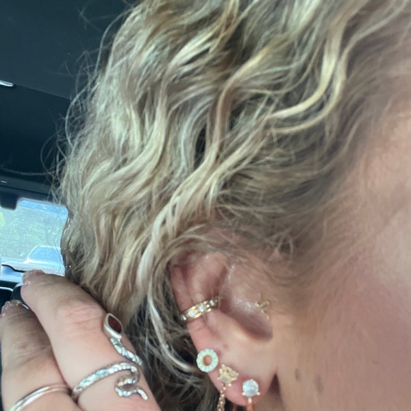 G23 Titanium Triple Wide Conch Earring With Gems, 12mm Conch Clicker ...