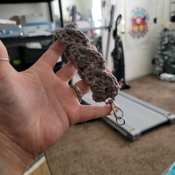 High Tide Wristlet Crochet PATTERN, Keychain, Clasp, Fast Pattern ...