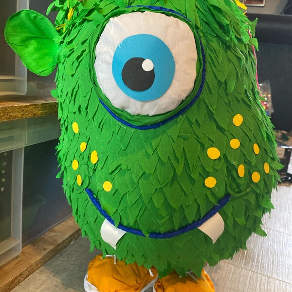 Halloween Coffin Piñata, an Ideal Party Game for a Spooky Halloween ...