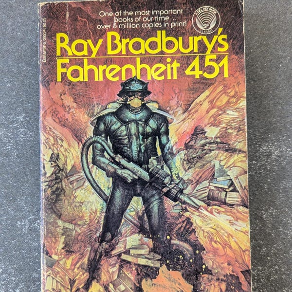 Vintage Book - Slaughterhouse Five, Kurt Vonnegut, Dell Books, 1985 ...