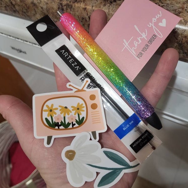 Valentines Glitter Pen | Love Glitter Pen | Valentines Day Glitter ...