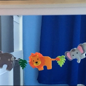 Felt Animals Safari Baby Mobile Pattern Felt Pattern Safari Plush ...