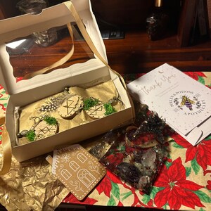 White Willow Iridescent Wand, Crystal Wand, Colors Shift Wand, Witch ...