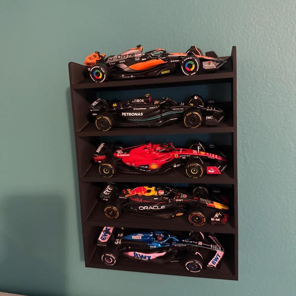 V2 6 Car Tilted Bburago 1:43 1/43 F1 Formula 1 Race Car Display Stand W ...