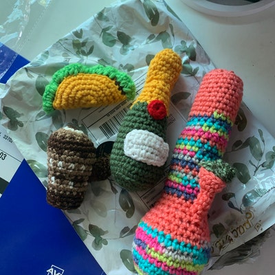 Catnip Bong Kicker, Catnip Crochet, Crochet Cat Kicker, Crocheted Cat ...