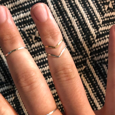Super Thin Silver Hammered Chevron V Ring, Rings for Women, Dainty Ring ...
