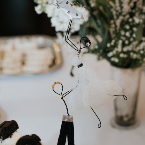 Custom Wedding Cake Topper, Wire Cake Topper Figurine, Wedding ...