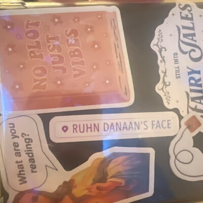 Rhysand's Bed Vinyl Sticker Waterproof Bookish Vinyl Stickers ACOTAR ...