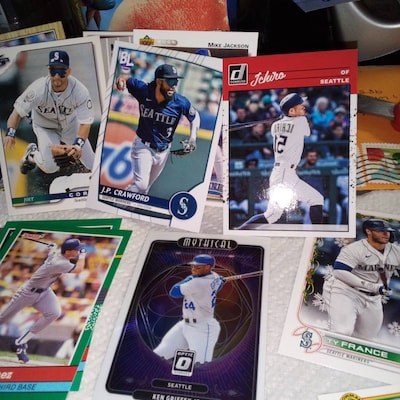 270 Random Baseball Cards From the 1980s-today in a Small Flat Rate Box ...