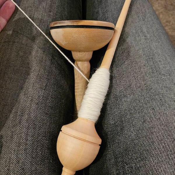 Spindle Stand: Beechwood, Oak, Acacia, Pear, and Natural Pink Wood for ...