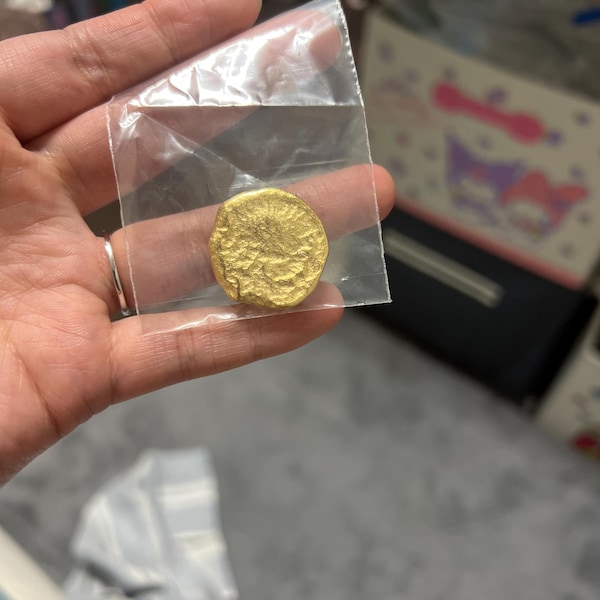 12 Round Gold Color Plastic Conch Swirl Design Shank Back Vintage ...