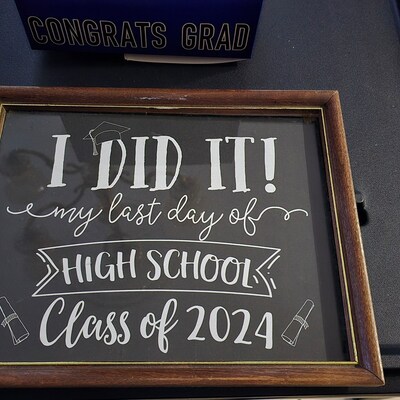 Last Day of Senior Year Sign, Class of 2025 Sign, Printable Graduation ...