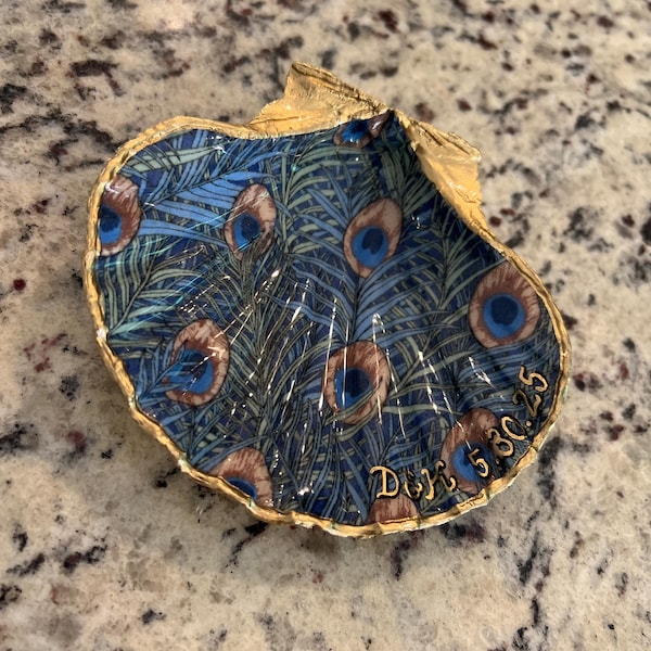 Jingle Shells William Morris Christmas Decoration Dark Pimpernel Gold ...