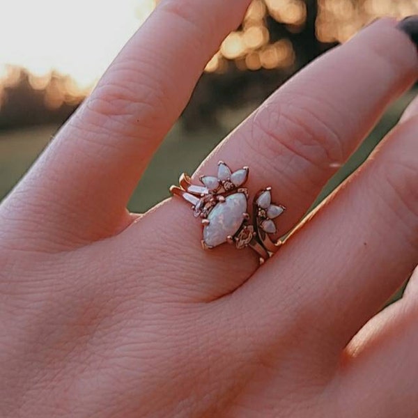 Jubilee, Vintage Art Deco Round Moissanite Diamond Ring, Partial Halo ...