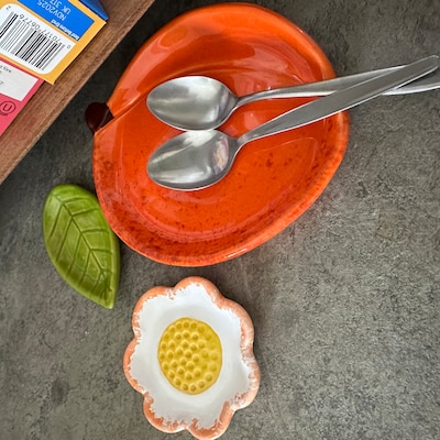 Set of Strawberry & Daisy Spoon Rest, Handmade Ceramic Tea Spoon Holder ...