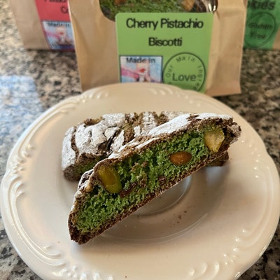 8oz Cherry Pistachio Biscotti - Etsy