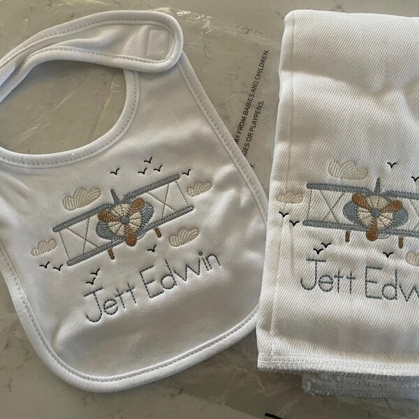 Monogrammed Custom Corner Design Burp Cloth or Bib - Etsy