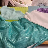 Butterick 4533 Sewing Pattern, Six Styles of Baby Bibs, UNCUT, FF, Ll ...