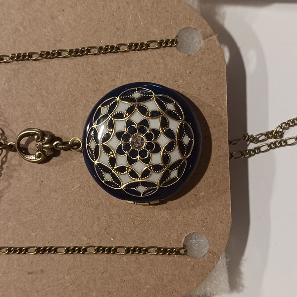 Vintage Style Locket Necklace/mandala/anniversary/bridesmaid Gift ...