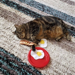 Pea Paw'd Cat Nip Pea Pod Toy - Etsy