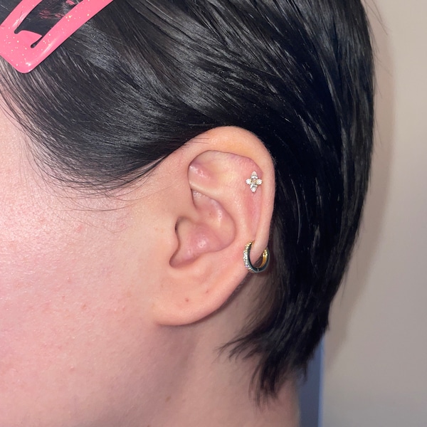 ASTM F136 Pear Star Titanium Conch Earring, Conch Labret, Internally ...