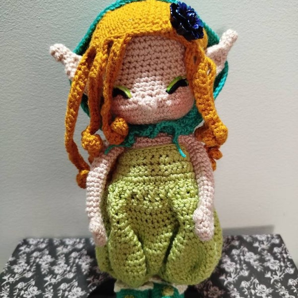 Crochet Elf Doll Pattern: LUCKY the 4-leaf Clover | Christmas Amigurumi ...