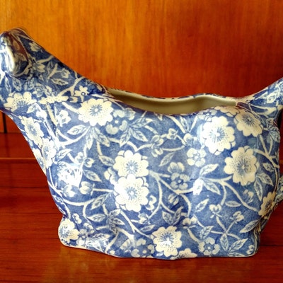 Ruby Red Sowerby Tricorn Glass Bowl Tyneside Vintage Mid - Etsy UK